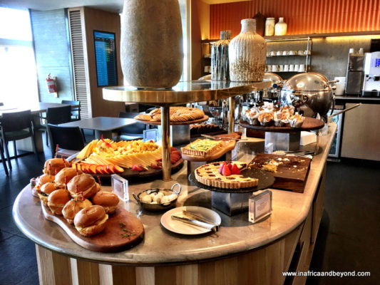 OR Tambo International Airport Lounges Review